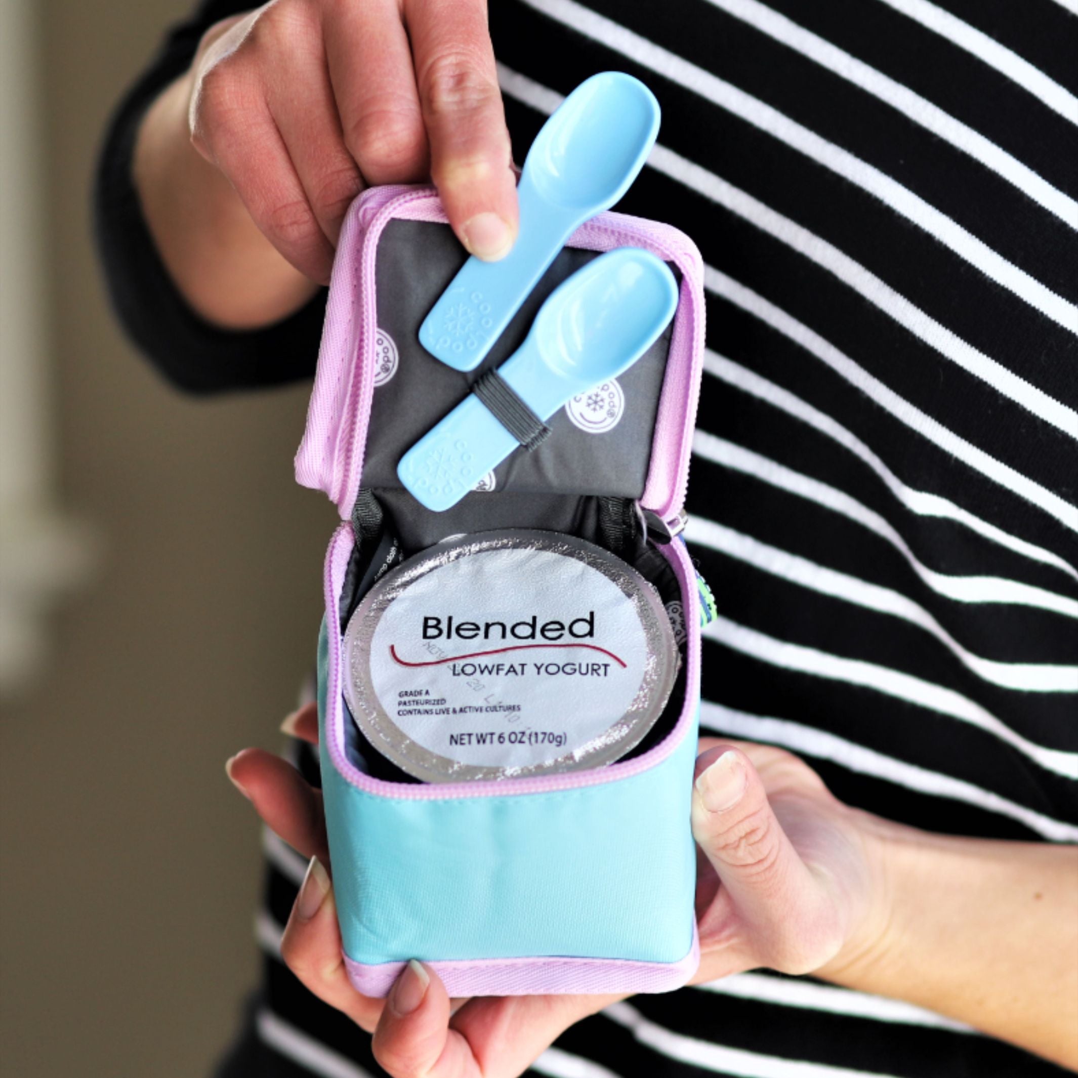 CoolPod Freezable Youghurt Pouches and Bags I The Bento Buzz